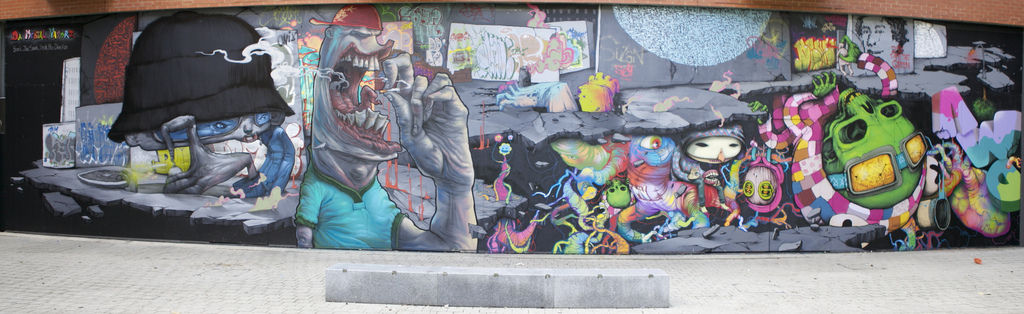 Ironia, street art e messaggi sociali: ecco a voi Dran dran street art ...